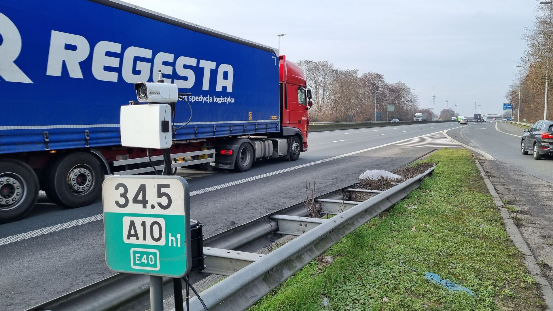 Stationary DSRC reader CD600 for remote Smart tachograph control | www ...